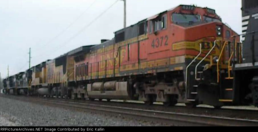 BNSF 4372
